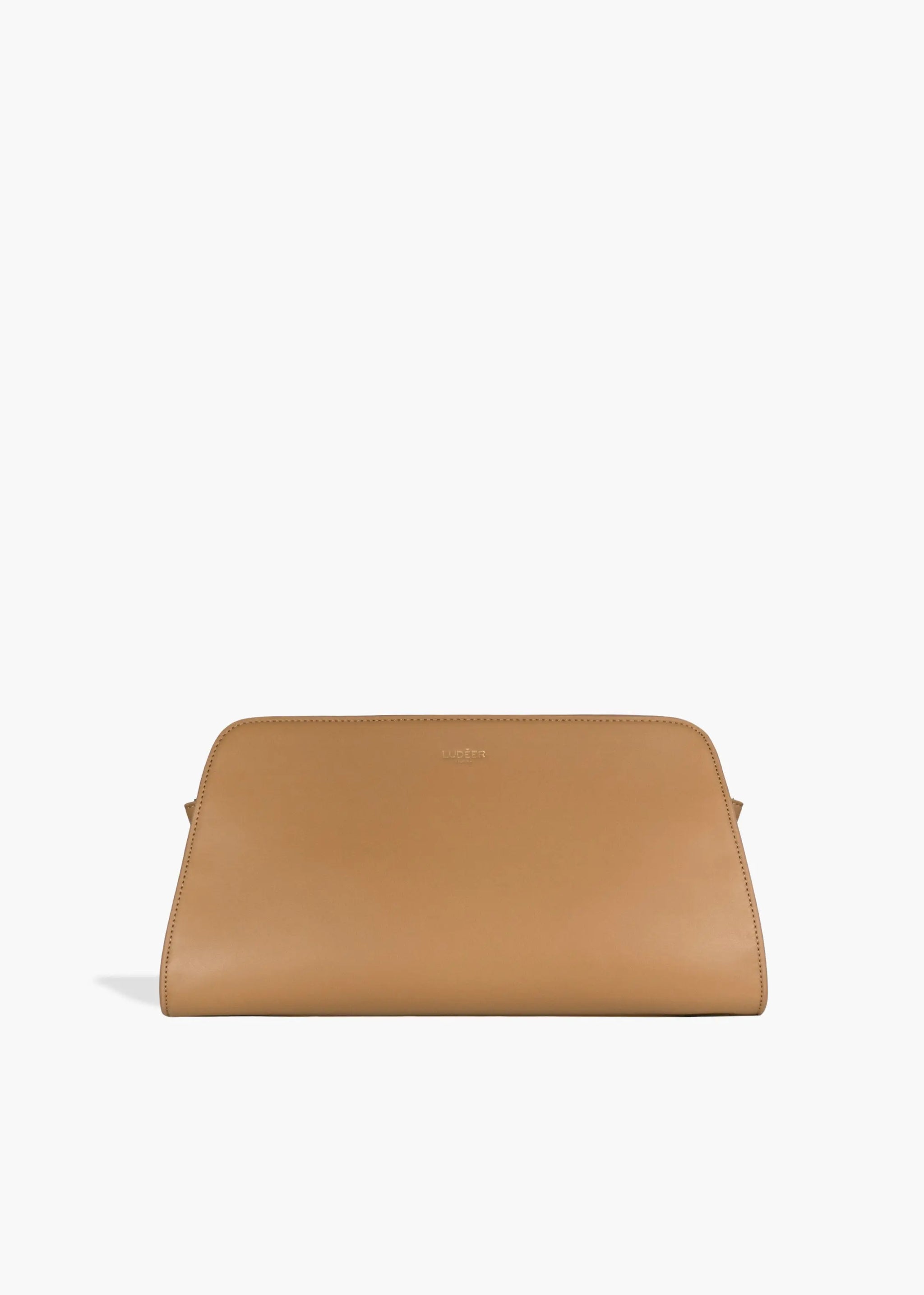 Era Clutch Medium Tan – Sculptural Minimalism | LUDÈER